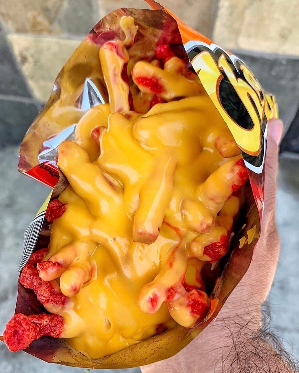 HOT CHEETOS WITH CHEESE | Gaspachos Fruits & Cravings
